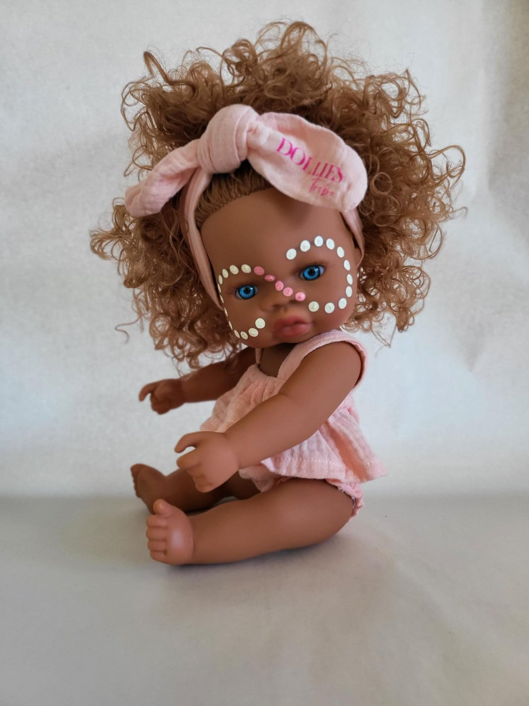 COLOURS FOR ALL CULTURES – Dollies Tribe & Co