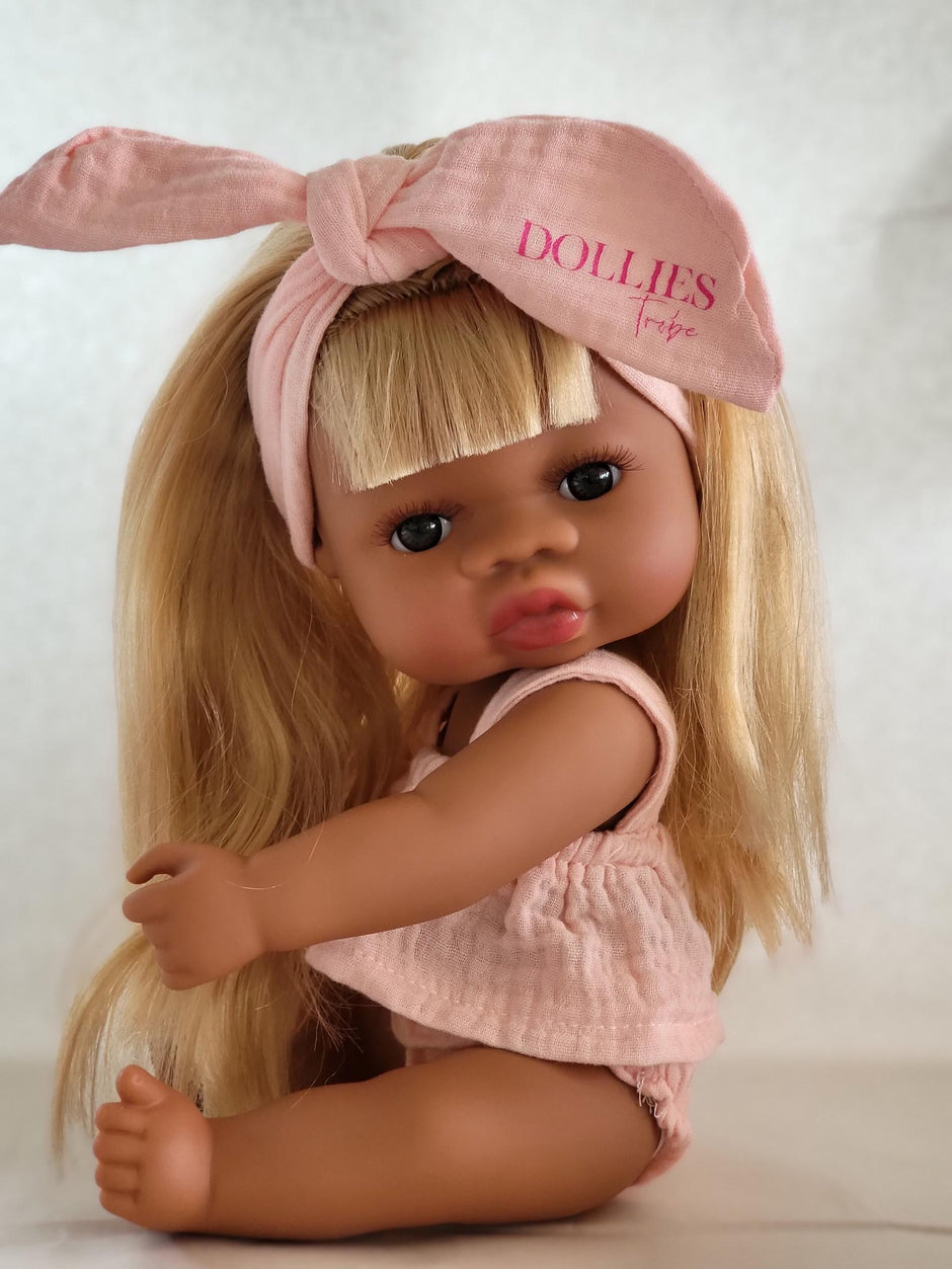 Aboriginal Unpainted Girl Dolls – Dollies Tribe & Co